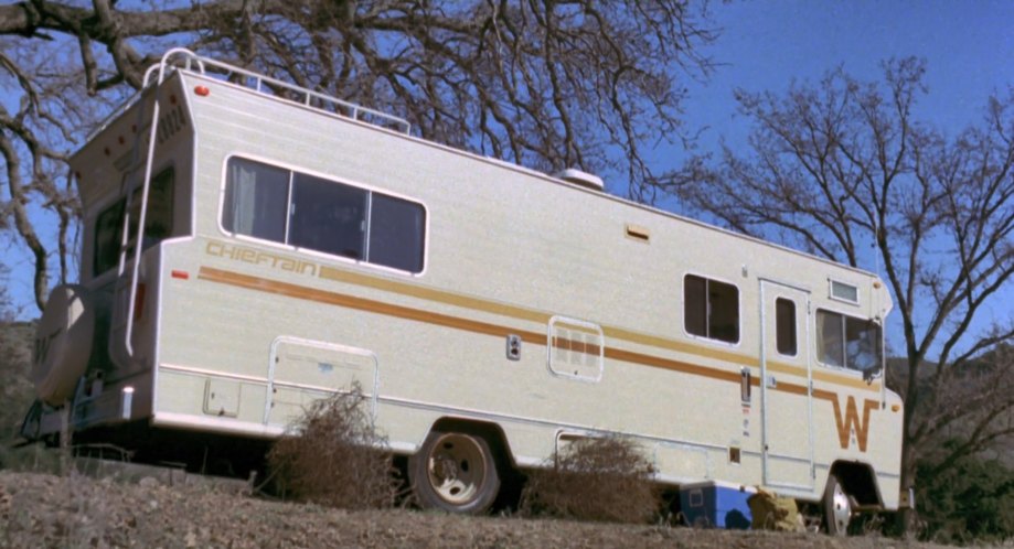IMCDb.org: 1974 Winnebago Chieftain in "Without Warning, 1980"