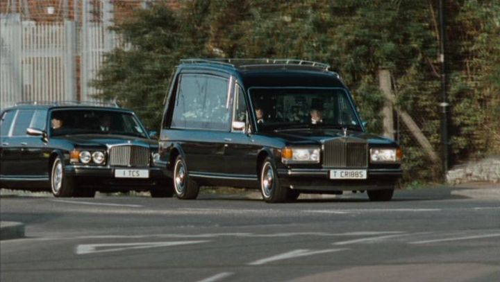 IMCDb.org: 1986 Rolls-Royce Silver Spirit Hearse Coleman Milne in "Cass ...